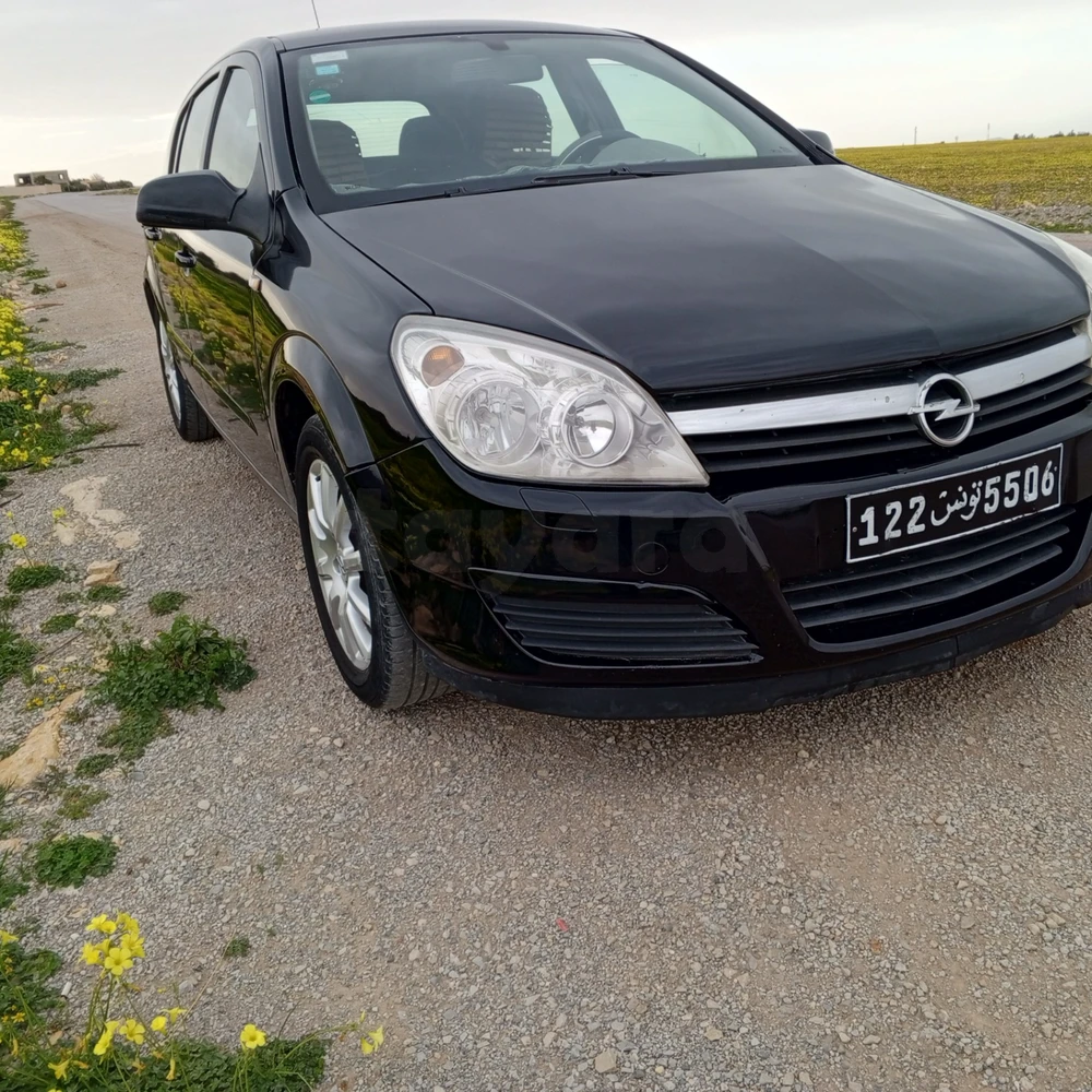 Opel Astra - 2006 Essence 5 CV à Zaghouan - autoprix.tn