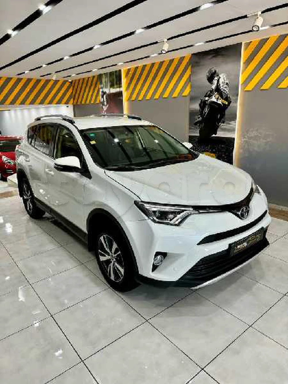 Toyota RAV 4 - 2018 Essence 9 CV à Nabeul - autoprix.tn