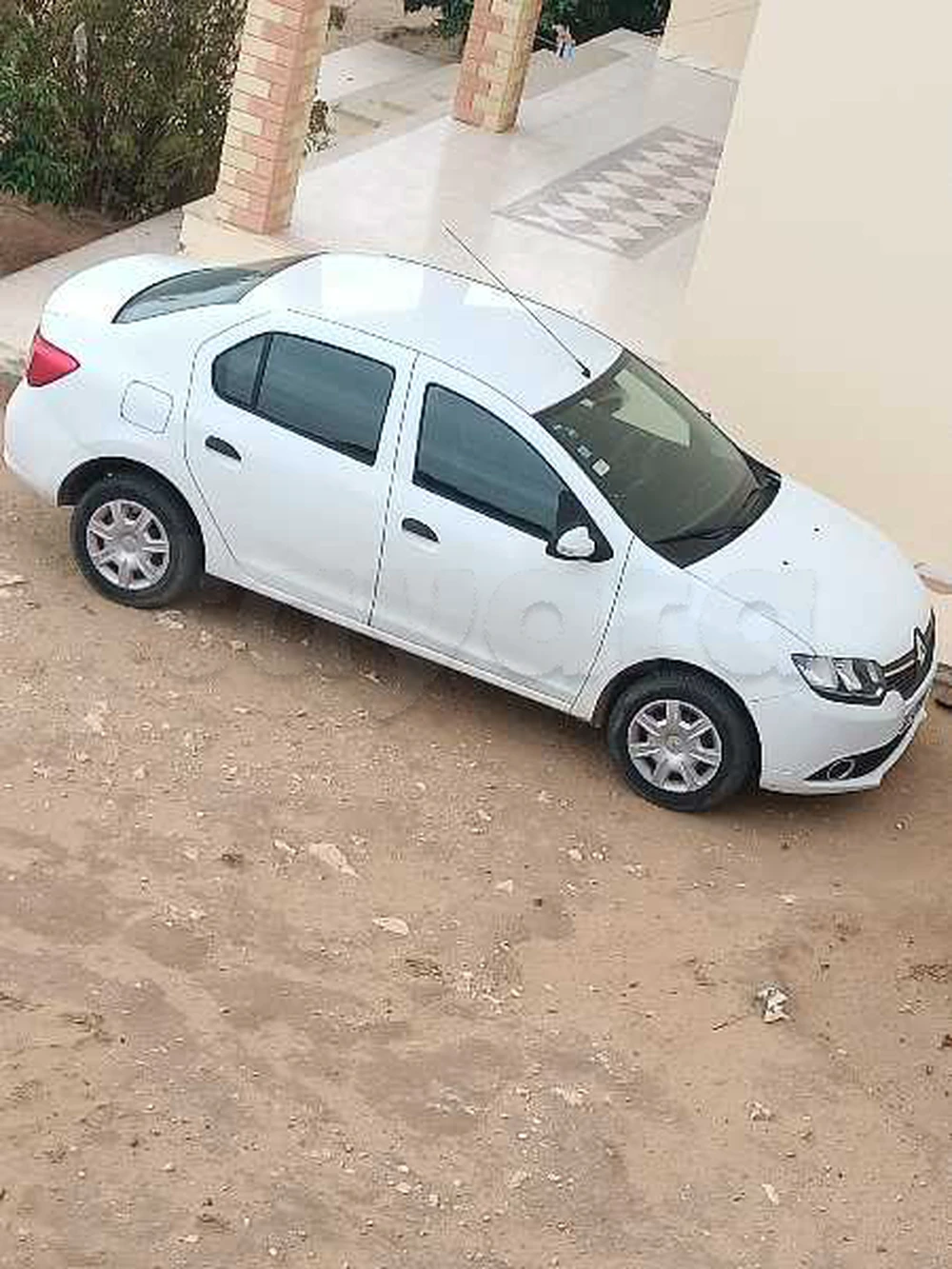 Renault Symbol - 2014 Essence 1 CV à Mahdia - autoprix.tn