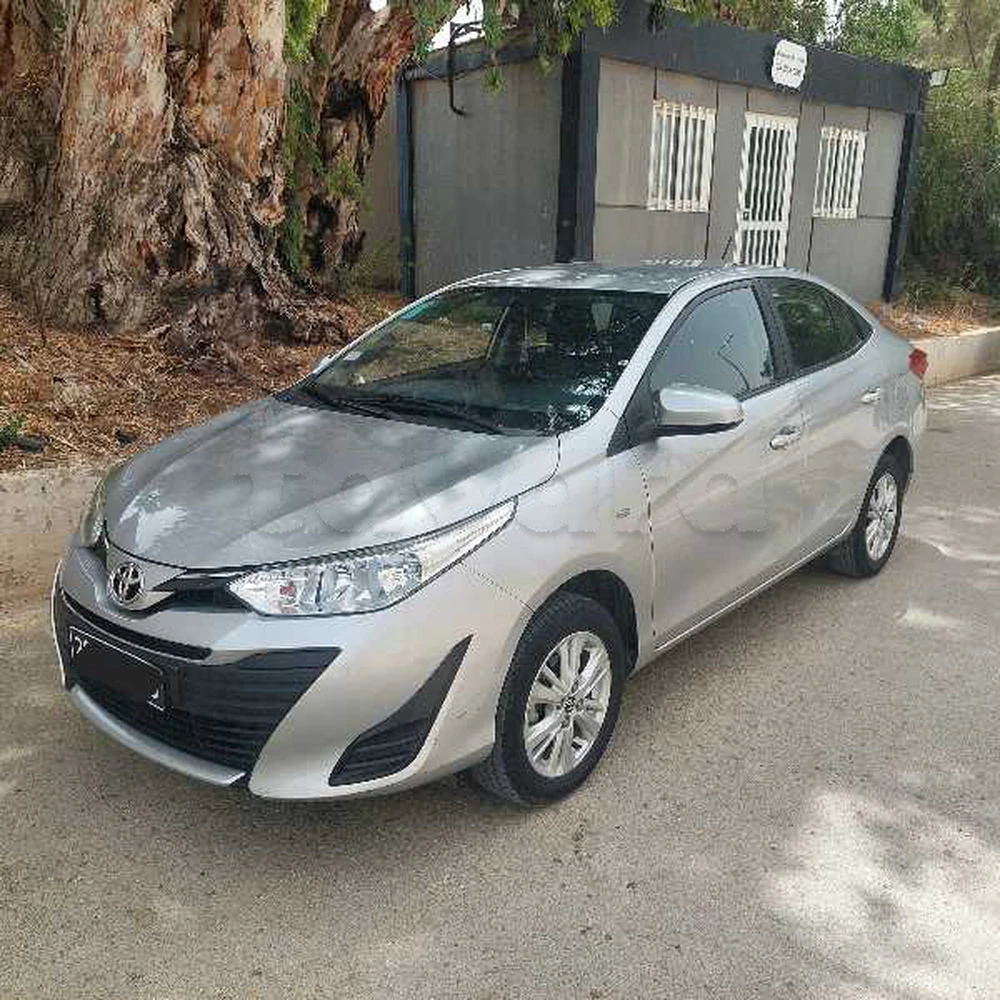 Toyota Yaris - 2018 Essence 6 CV à Ariana - autoprix.tn