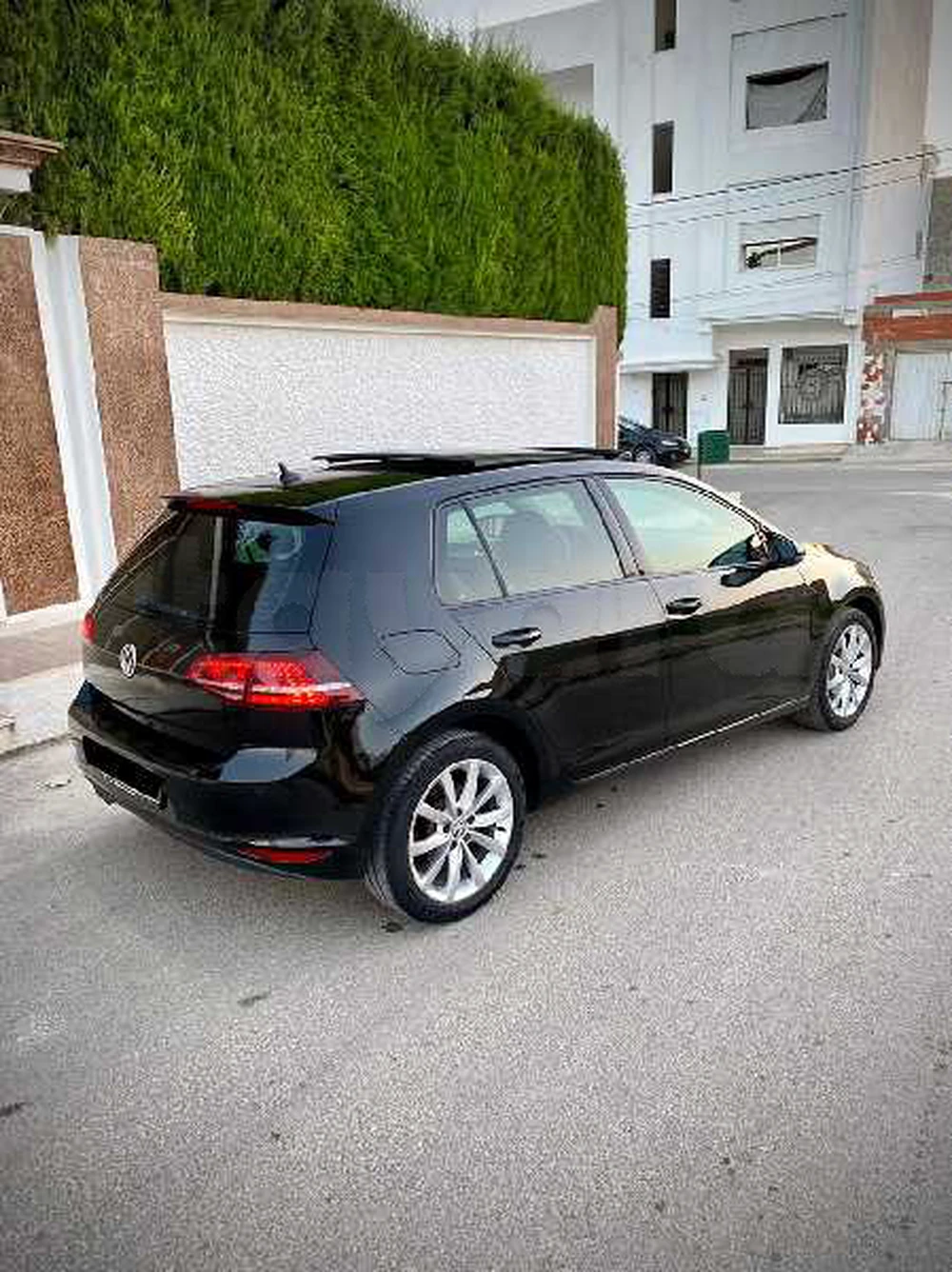 Volkswagen Golf - 2014 Essence 6 CV à Monastir - autoprix.tn