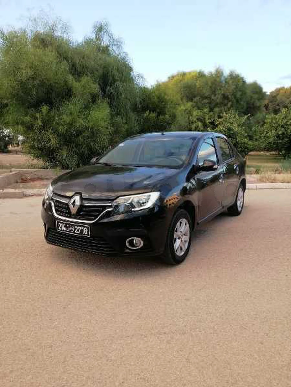 Renault Symbol - 2020 Essence 5 CV à Gafsa - autoprix.tn