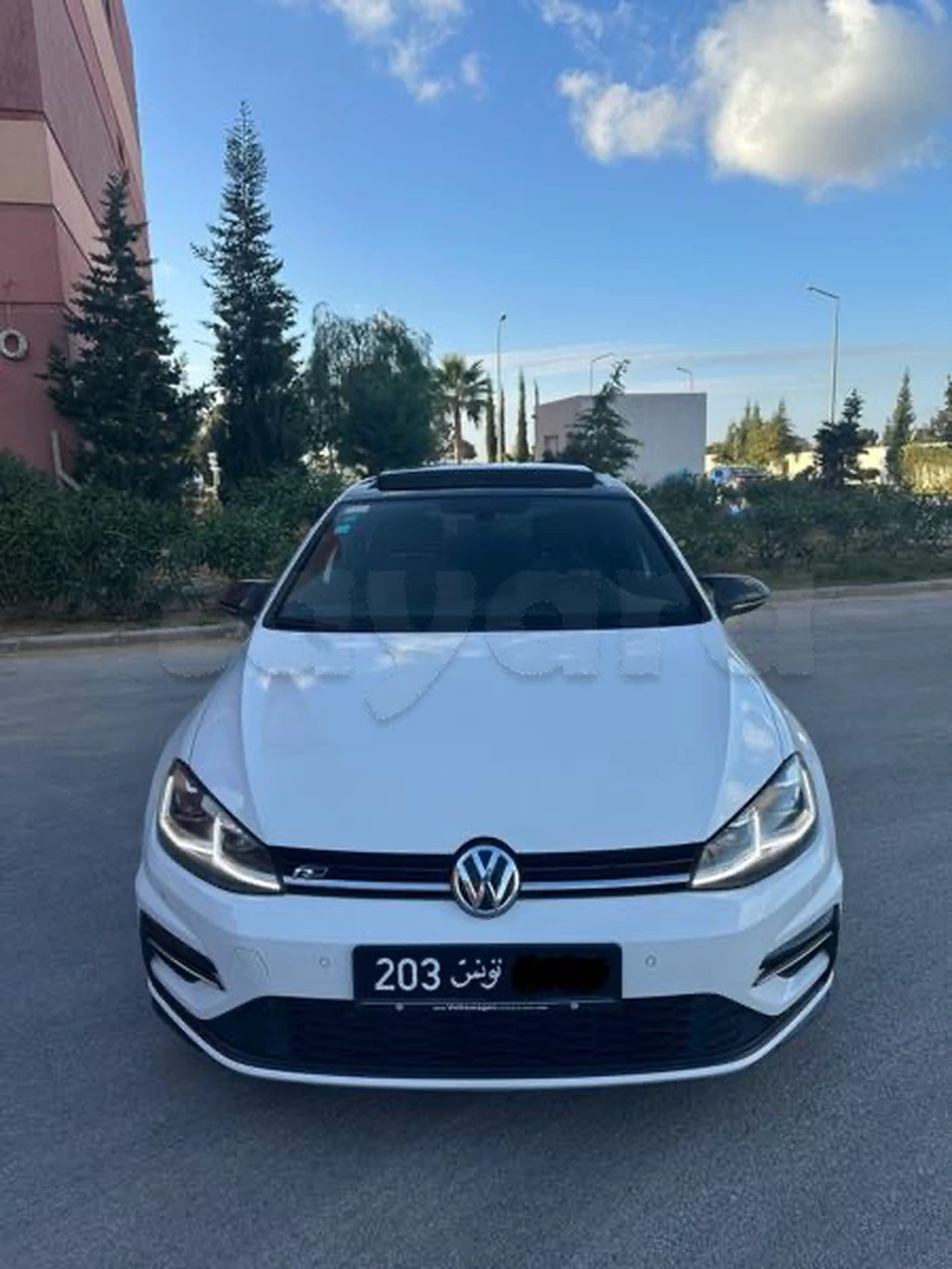Volkswagen Golf 8 - 2018 Essence 6 CV à Ben arous - autoprix.tn