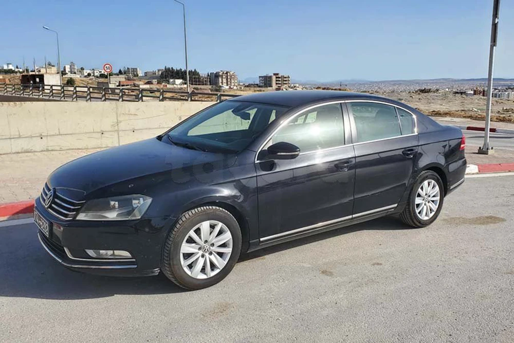 Volkswagen Passat - 2012 Diesel 5 CV à Tunis - autoprix.tn