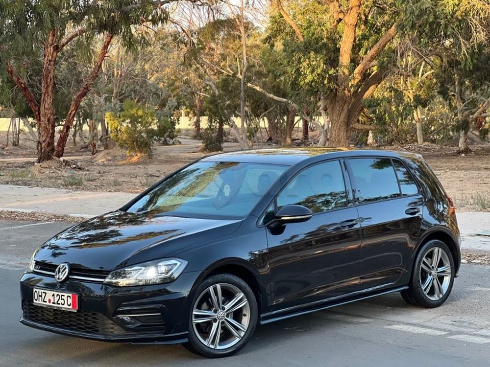 Volkswagen Golf - 2019 Essence 6 CV à Gafsa - autoprix.tn