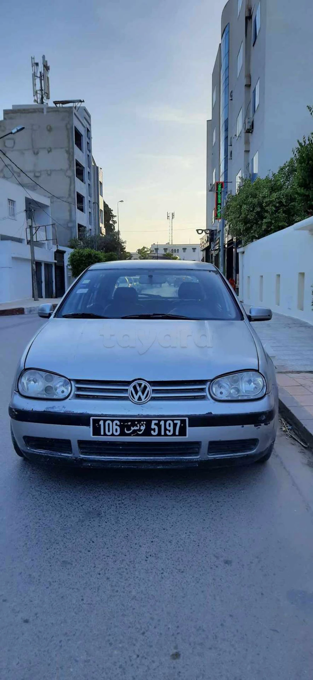 Volkswagen Golf 4 - 2001 Diesel 5 CV à Tunis - autoprix.tn