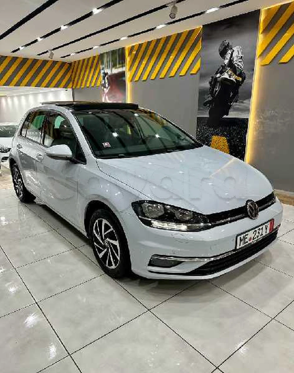 Volkswagen Golf 7 - 2019 Essence 5 CV à Nabeul - autoprix.tn
