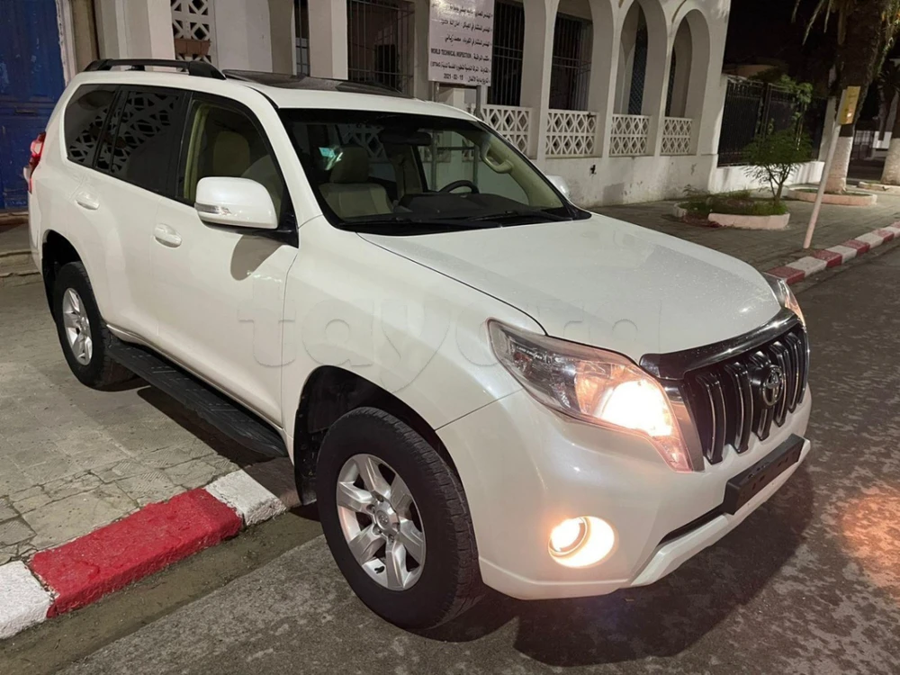 Toyota Prado - 2016 Diesel 11 CV à Bizerte - autoprix.tn